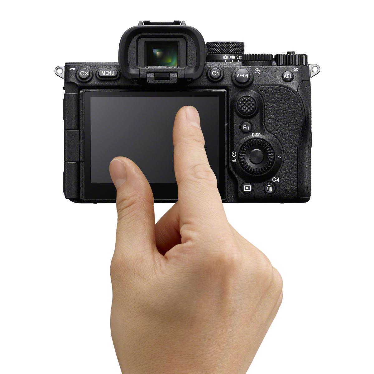 Sony Alpha 7 V and FE 28-70mm f/3.5-5.6 OSS II | Camtec Photo